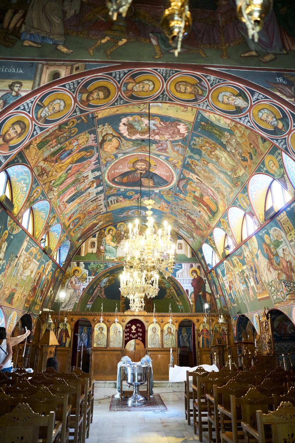 Γαμοι και βαπτισεις στον Αγιο Γεωργιο στο Καβουρι